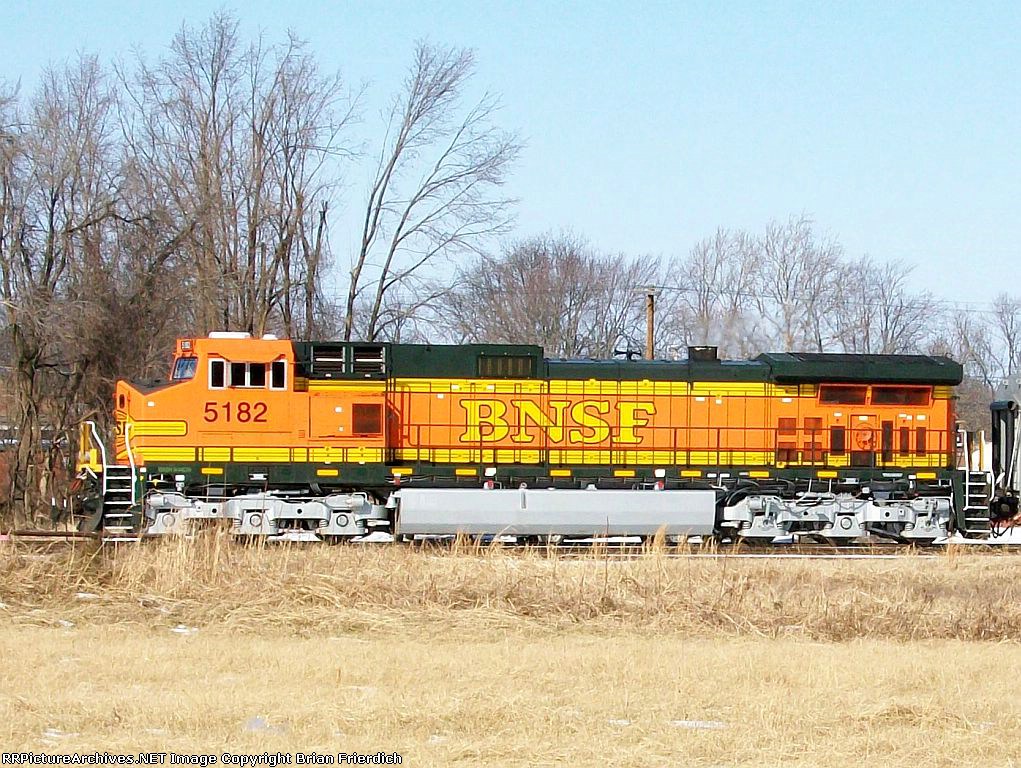 BNSF 5182
